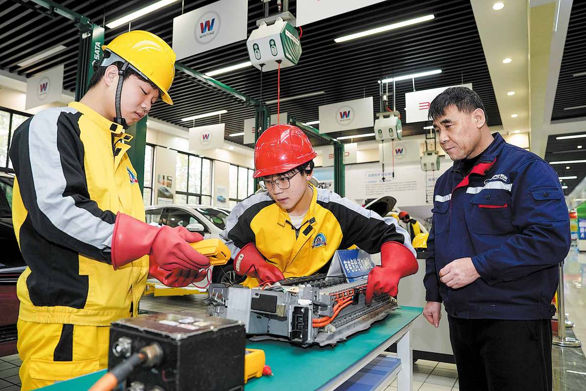 China's skilled workers impress on world stage-荔枝网
