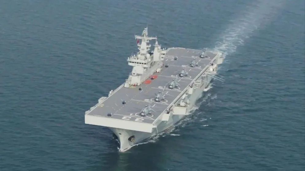 今天，为人民海军点赞！ -荔枝网